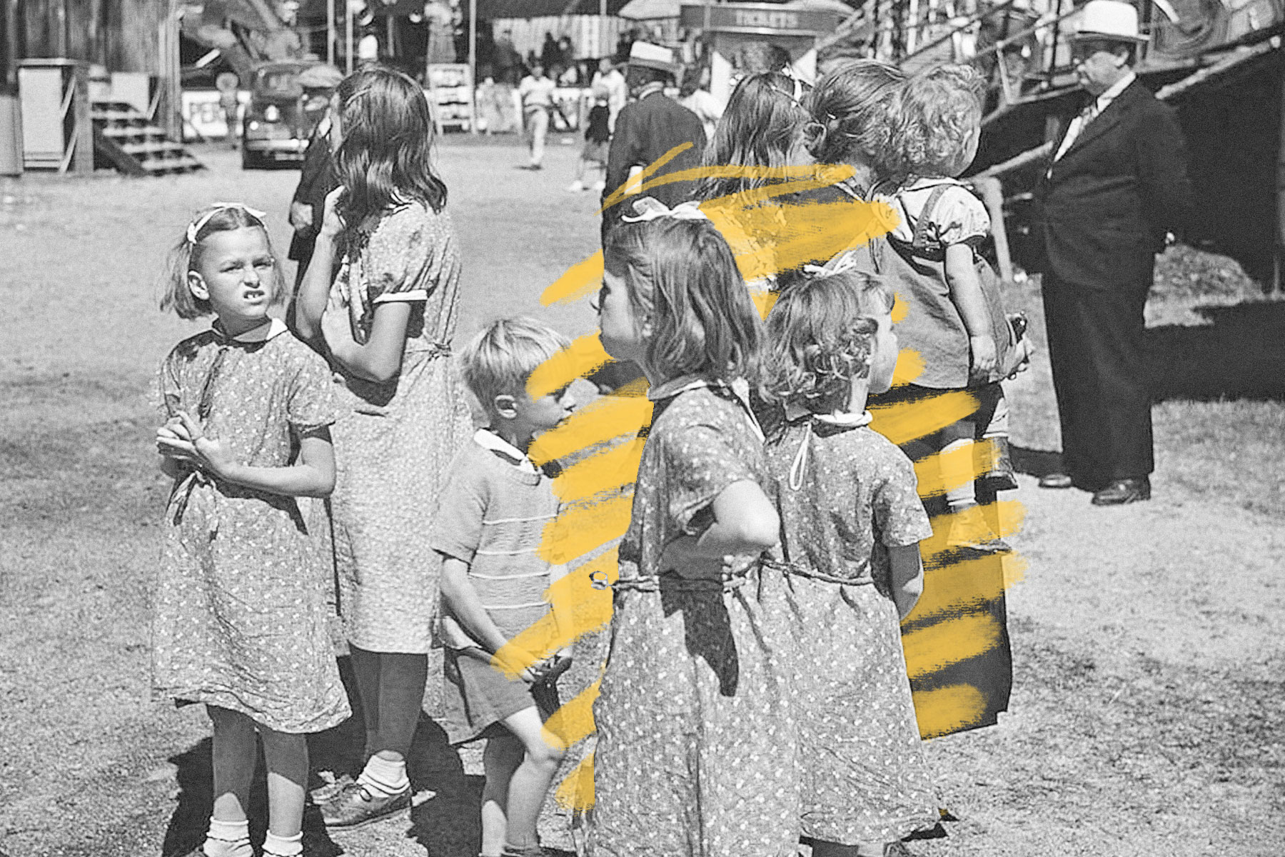 Women wore dresses made of flour sacks during the Depression. — History ...