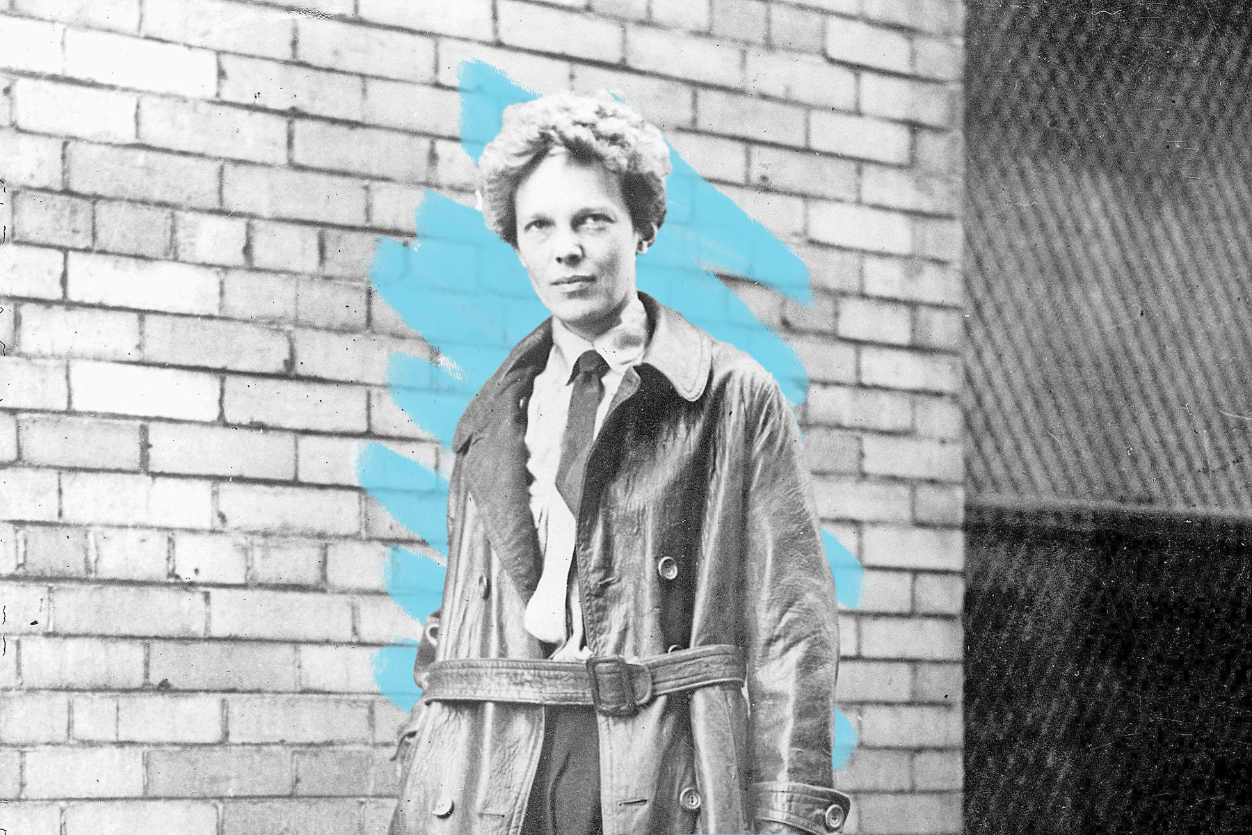 Amelia Earhart had her own clothing line. — History Facts